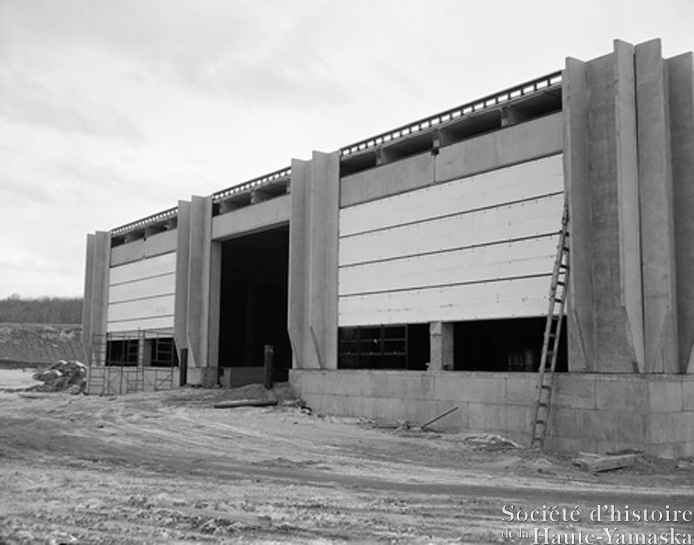Plastifoam, matériaux de construction - Eastern Townships Archives Portal