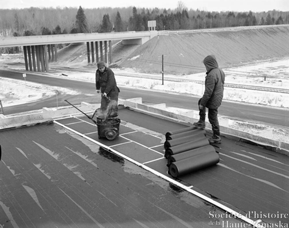 Plastifoam, matériaux de construction - Eastern Townships Archives Portal