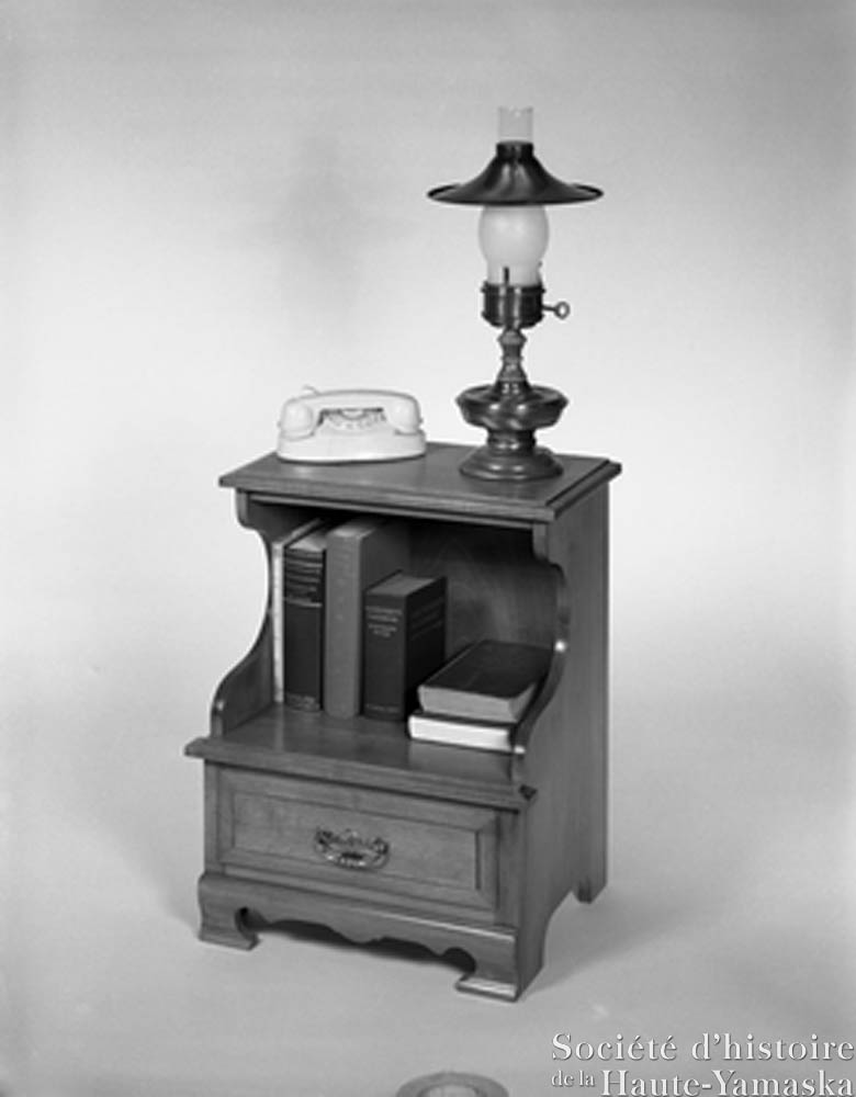 Meubles Roxton - Eastern Townships Archives Portal